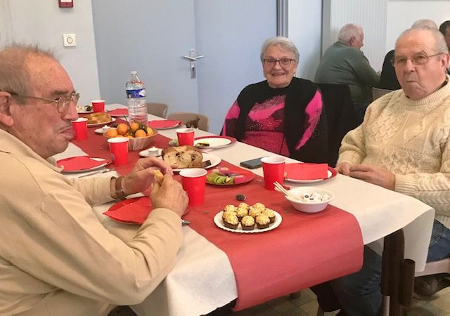 Dimanche 4 décembre le goûter de nos aînés | Grisy-les-Platres