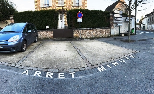 Implantation de places de "stationnement minute" sur la place du Soleil levant de Grisy-les ...